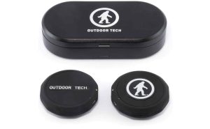 Top 7 Best Earbuds for Skiing in 2025 (Expert Picks)