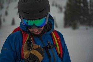 Top 7 Best Walkie-Talkies For Skiing in 2024