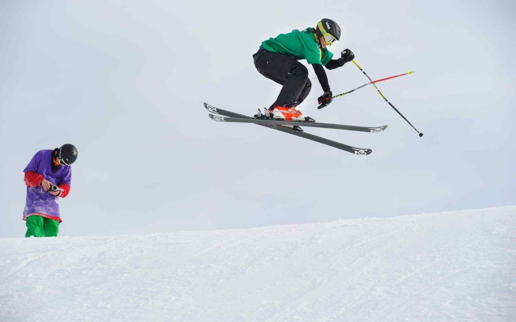 Ski Turn Radius Explained: What Will Suit You Best?