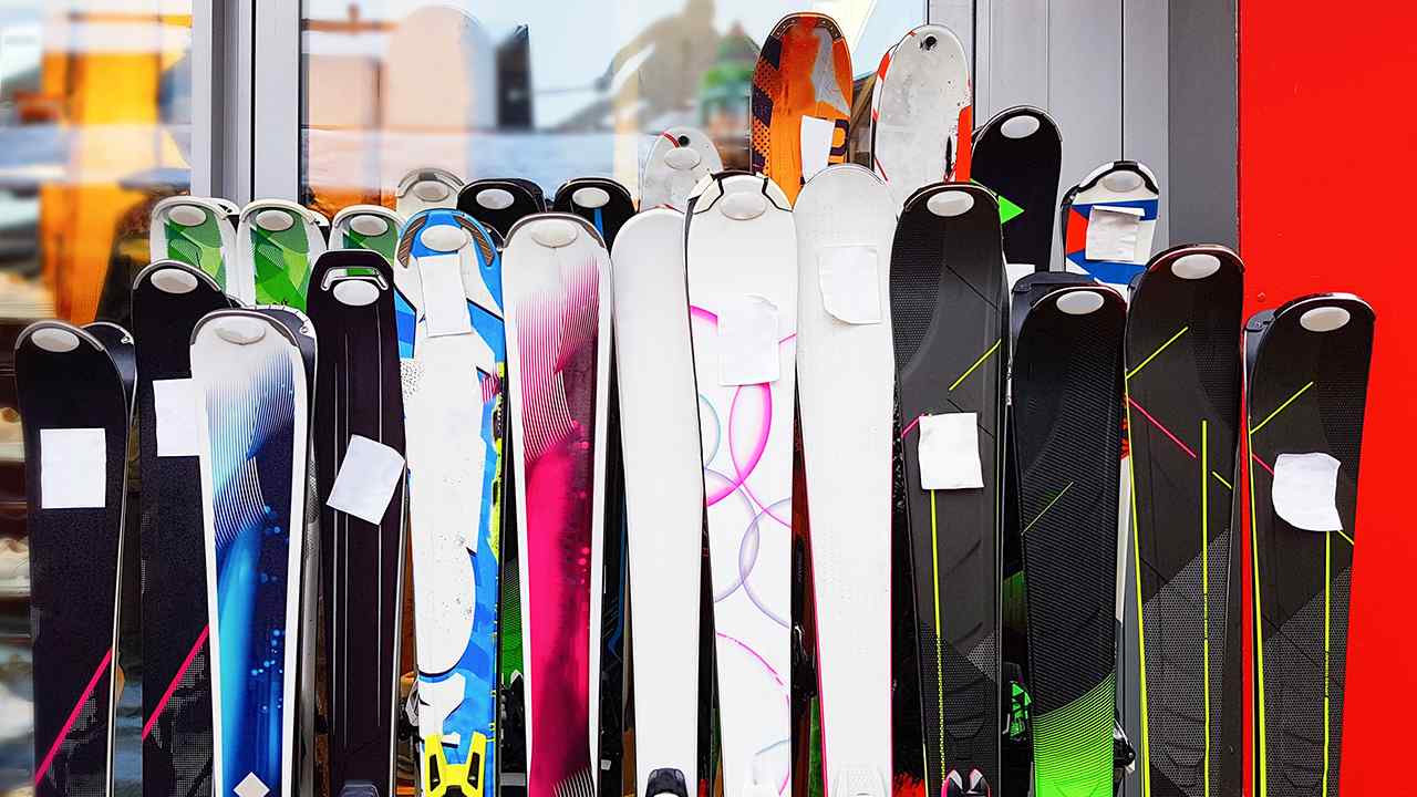 When Is The Best Time To Buy Skis? (Quick Answer)