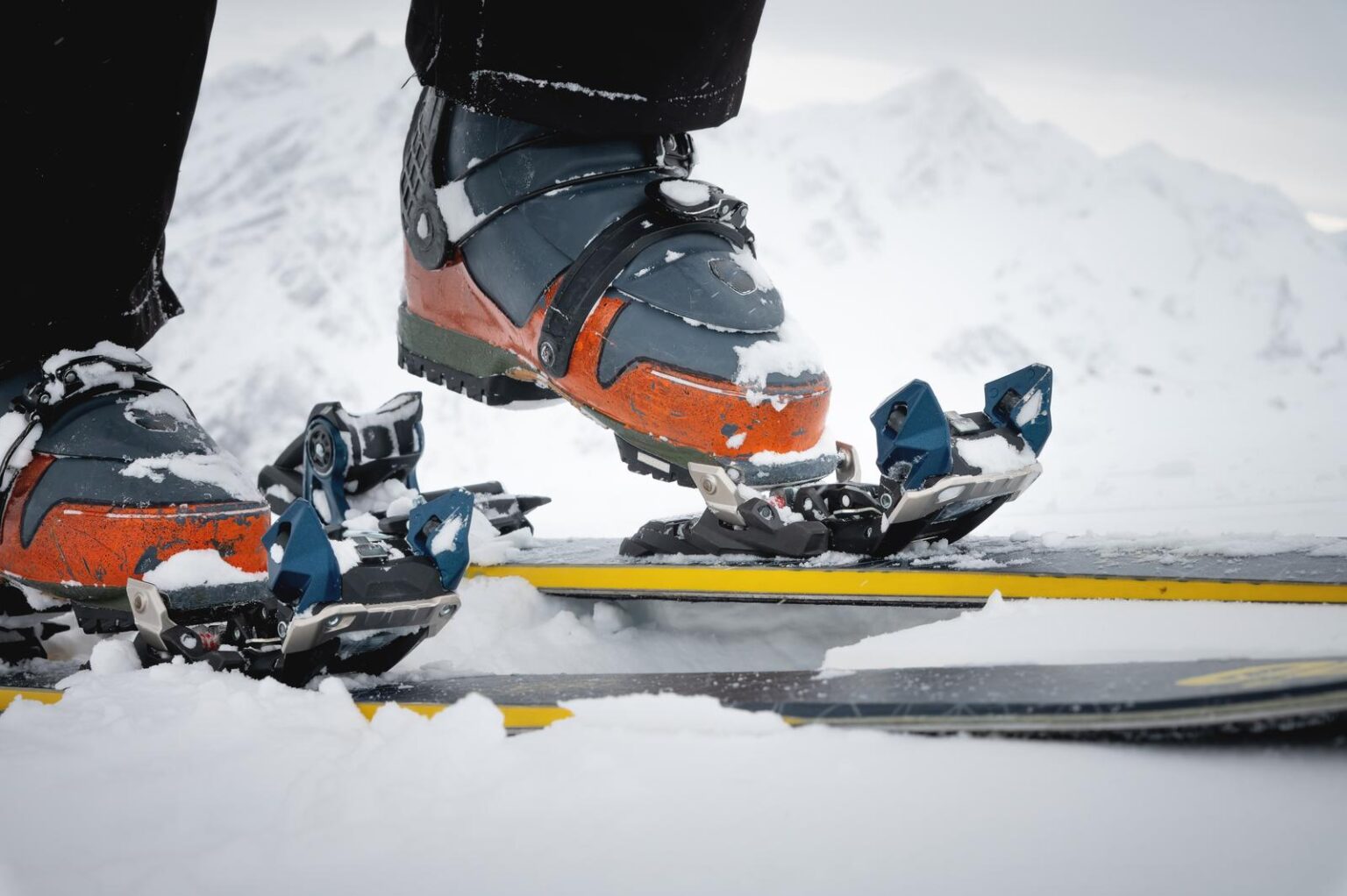 10 Main Reasons Why Ski Boots Are So Uncomfortable