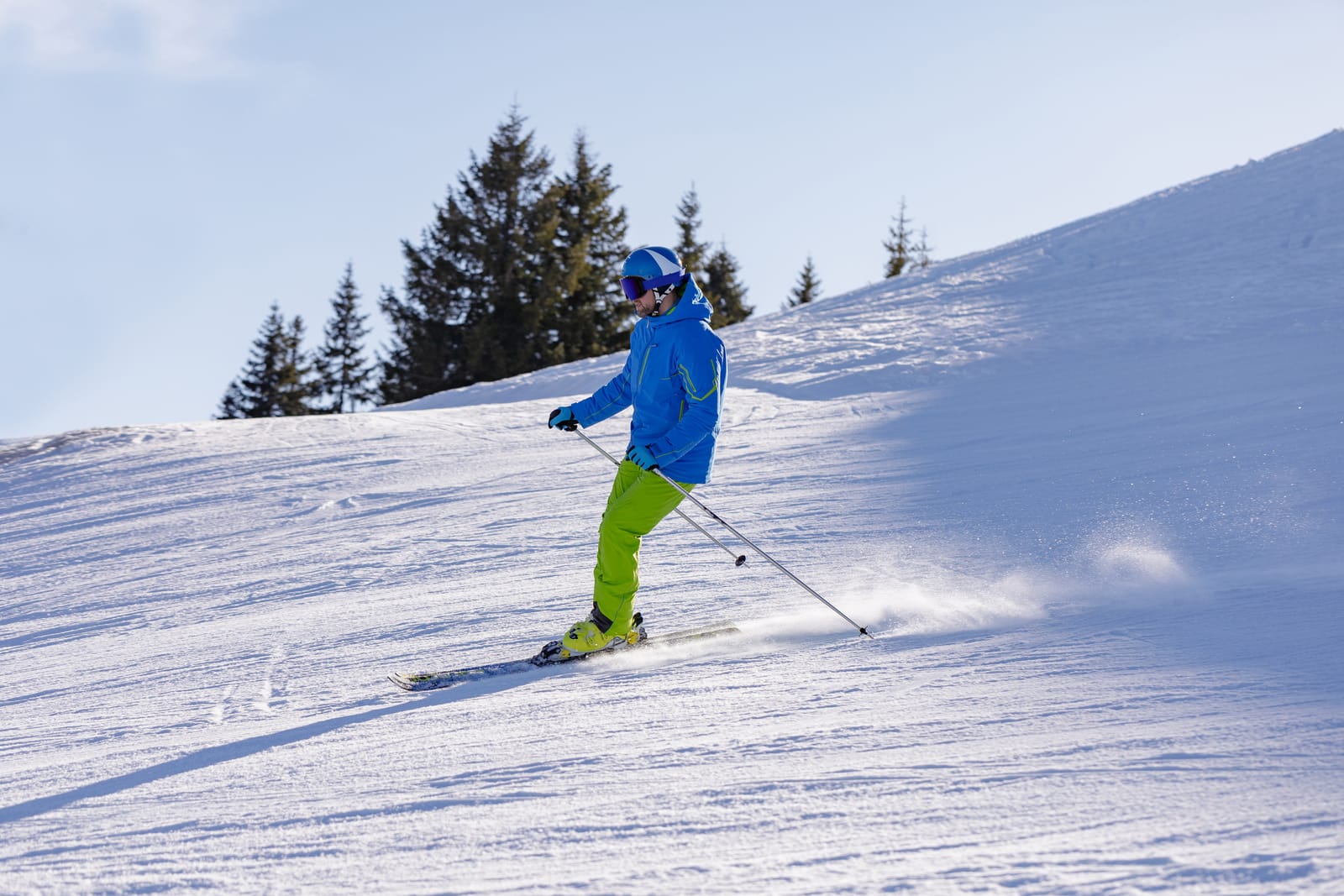 10 reasons why skiing is actually a great workout for you